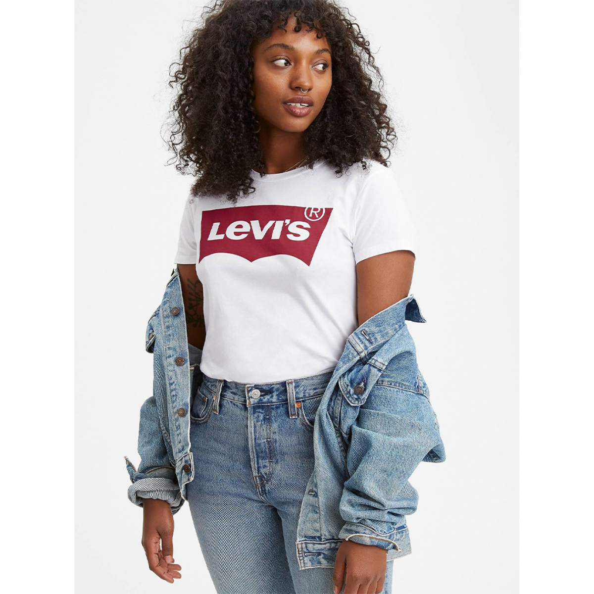 T-Shirt Mulher Levis Branco - 173690053.1 - Mellmak